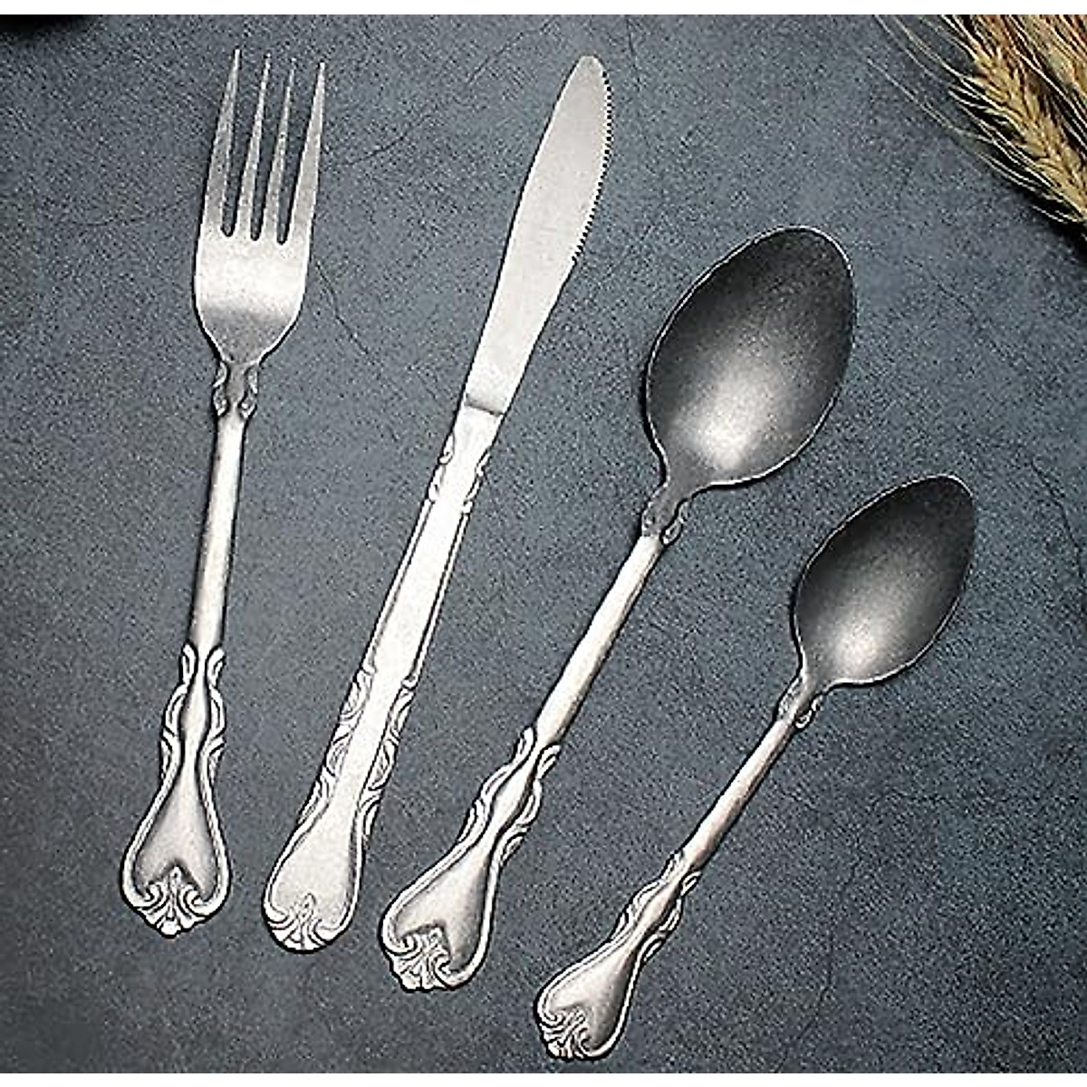 Silverware Set for 8 Flatware Cutlery Unique Retro Luxury Stainless Steel Tableware Utensil Set Knives Forks Spoons,Dinnerware Sets for Party Kitchen 40-piece