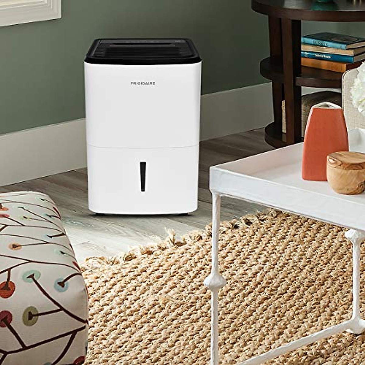 Frigidaire FFAD2233W1 Dehumidifier, Low Humidity 22 Pint Capacity with a Easy-to-Clean Washable Filter and Custom Humidity Control for maximized comfort, in White