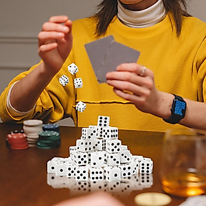 300 Pieces Dices Set Mini Dice 6 Sided Game Dices Tiny Square Corner Dice (0.27 Inch/7mm)