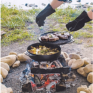 Lodge Cast Iron Cook-It-All Kit. Five-Piece Cast Iron Set includes a Reversible Grill/Griddle 14 Inch, 6.8 Quart Bottom/Wok, Two Heavy Duty Handles, and a Tips & Tricks Booklet.