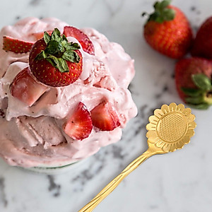 Maitys 16 Pieces Stainless Steel Flower Coffee Spoon Dessert Spoon Sugar Spoon Ice Cream Spoon Stirring Spoon Tea Spoon Milkshake Spoon Set for Tableware Kitchen, Cafe or Bar (Gold)