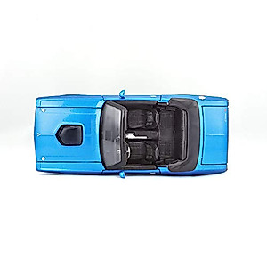 Maisto 1:24 Scale 1970 Dodge Challenger R/T Convertible Diecast Vehicle (Colors May Vary)