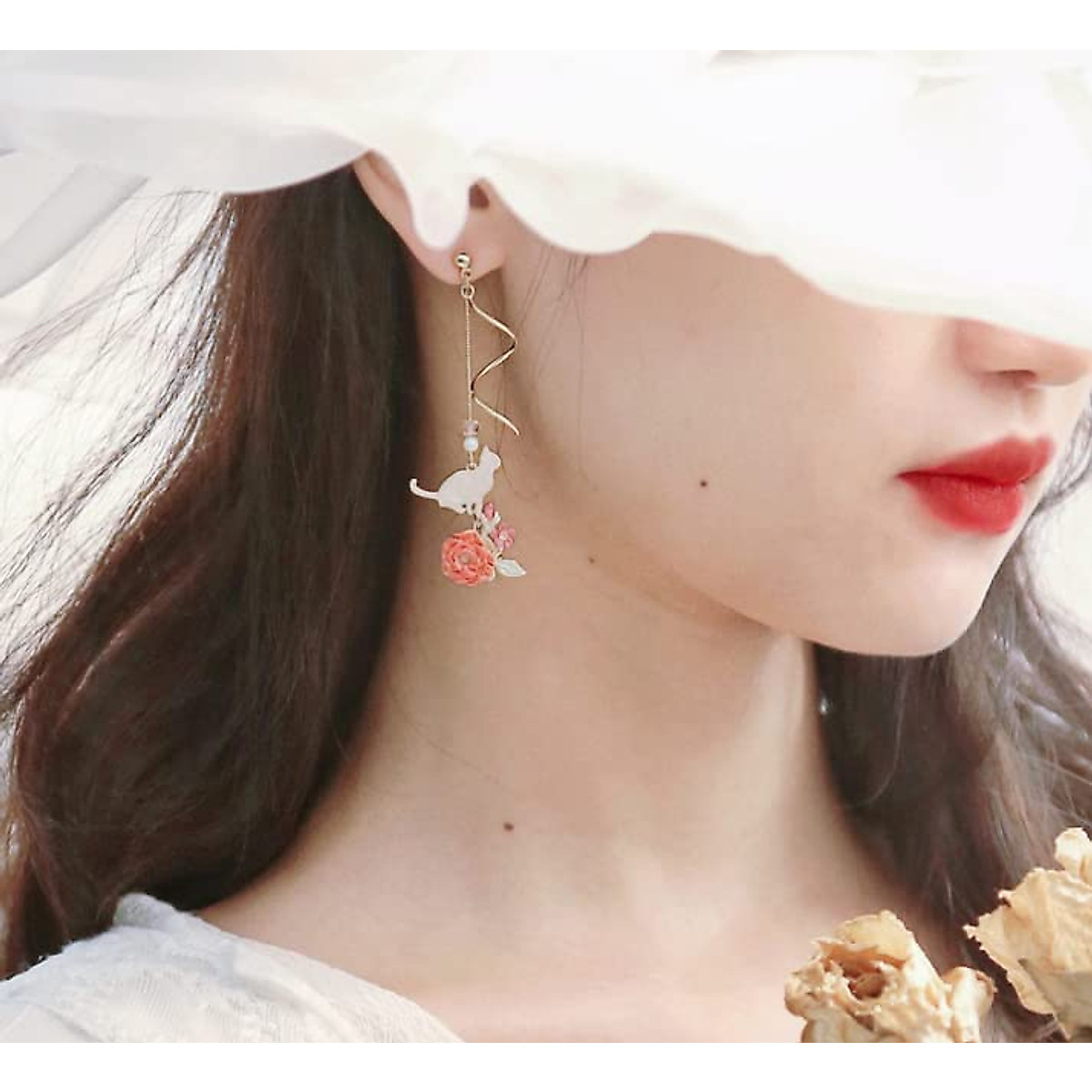 LAKIYOYO Pink Flower Dangle Earrings for Women Cute Pearl Leaf Sakura Leaf Earrings Fairy Statement Summer Refreshing Seaside Idyllic Holiday Earrings