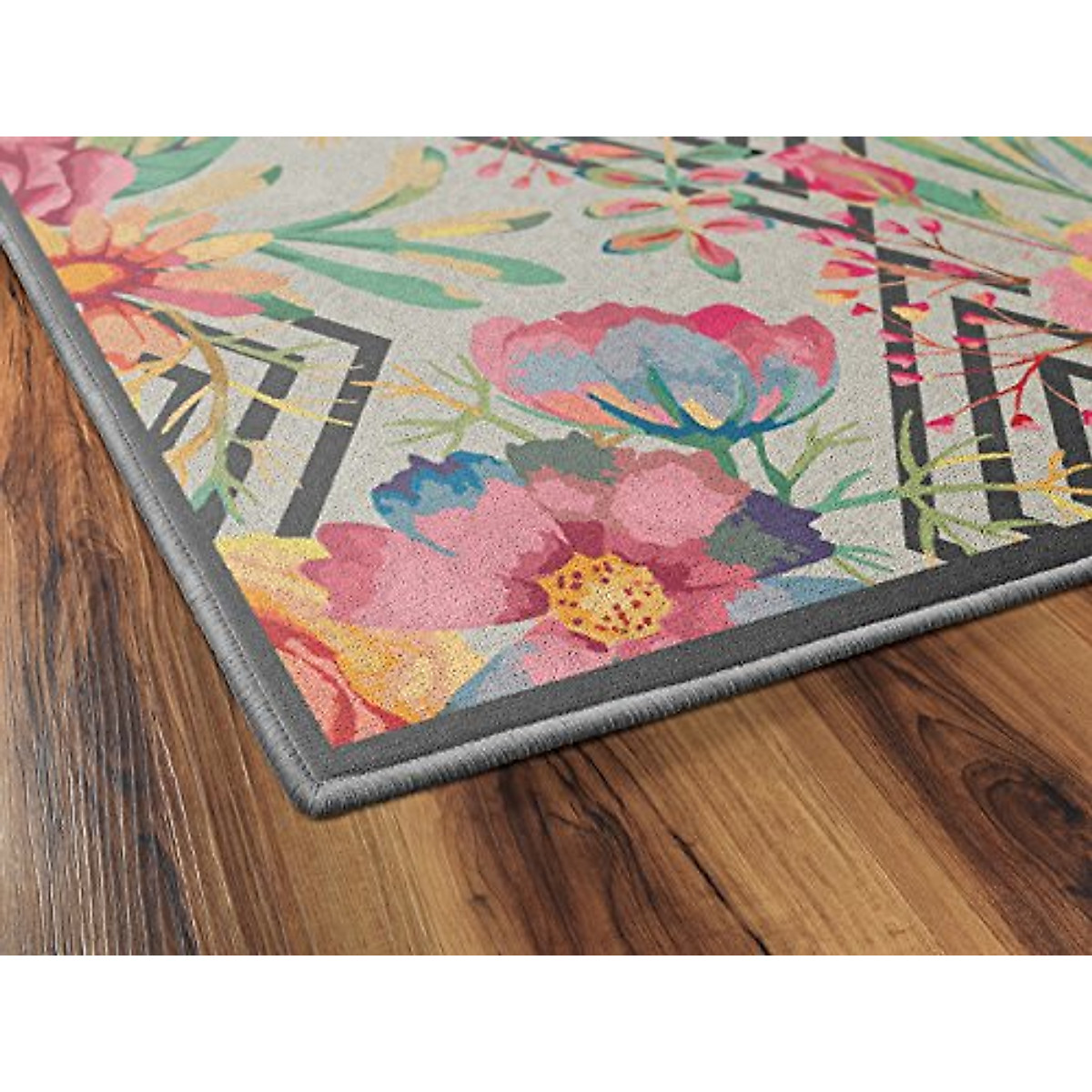 Brumlow Mills Flower Power Geometric Floral Area Rug for Living Room, Bedroom Mat, Kitchen or Entryway Rug, 2'6" x 3'10", Multicolor