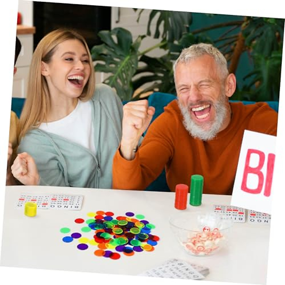 300pcs Plastic Tokens Bingo Chips Markers for Bingo Game Cards Game Accessories (Blue + Yellow + Green + Purple + Orange Each 50pcs)