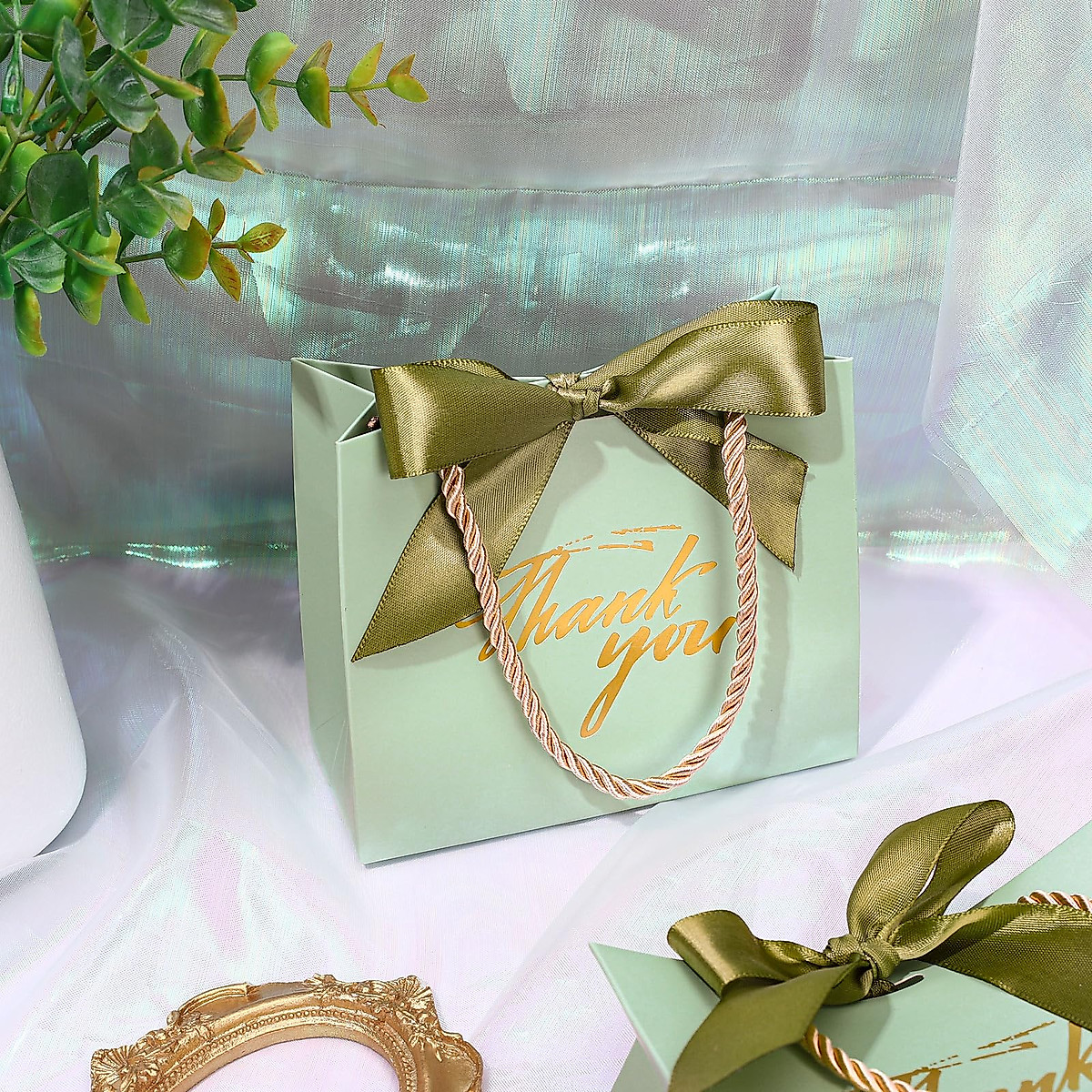 Whaline 50Pcs Thank You Paper Gift Bags with Bow Sage Green Party Favor Bags with Handles for Wedding Bridal Baby Shower Birthday Party (Assembly Required)