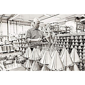 Linden Sweden Original Jonas Vegetable Peelers for Kitchen | Made In Sweden | Carrot Peeler with Ergonomic Handle for Safety and Control | Dishwasher Safe Potato Peelers | Stainless Steel Construction