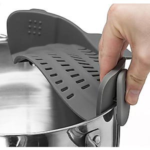 Clip on Strainer for Pots Pan Pasta Strainer, Silicone Food Strainer Hands-Free Pan Strainer, Clip-on Kitchen Food Strainer for Spaghetti, Pasta, Ground Beef Fits All Bowls and Pots, Black