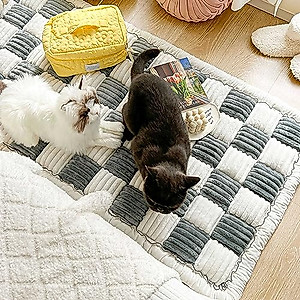 Dog Sofa Bed Pet Products Furniture - Large Plaid Square Pet Mat Bed with Funny Fuzzy Couch Cover - Protect Your Couch with This Coloured Pet Couch Cover on