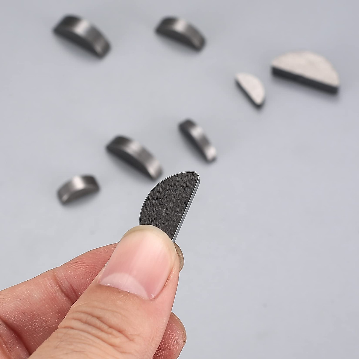 Woodruff Key Assortment Kit, 80pcs Metric Woodruff Keys, Half Moon Keys, Half Moon Semicircle Bond Key Hardware Keyway Set, Shaft Crank Key for Fasteners Mechanical Industry Crankshaft