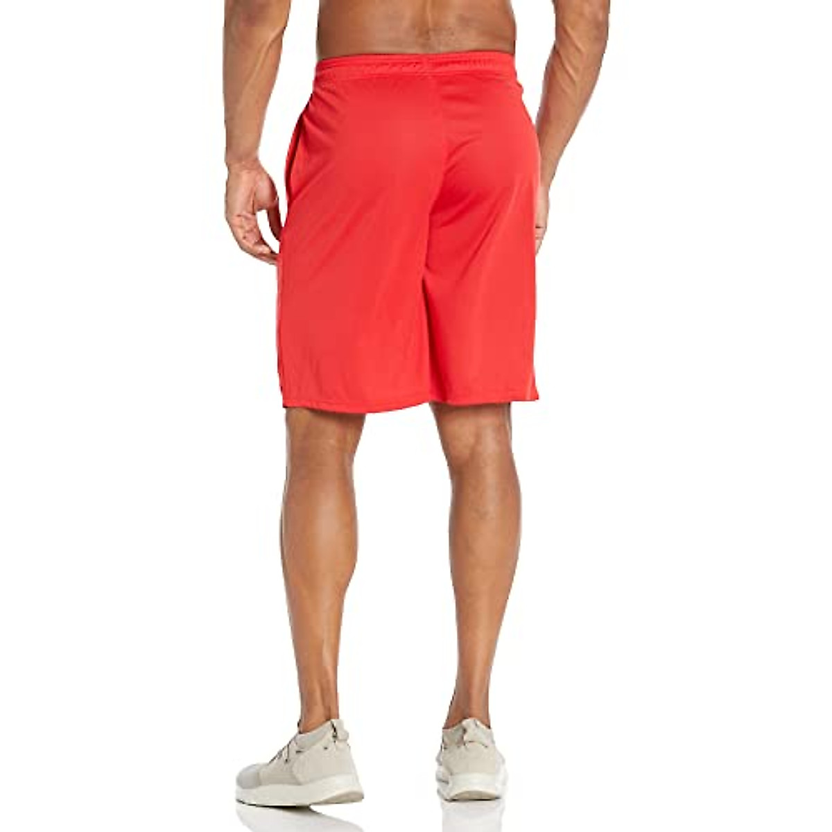 Under Armour Men UA Tech Mesh, Men's Gym Shorts With Complete Ventilation, Versatile Sports Shorts for Training, Running and Working Out Medium