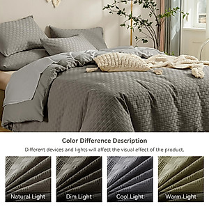 JELLYMONI Grey Duvet Cover Queen Size - 3 Pieces Soft and Breathable Microfiber Knitted Jacquard Waffle Weave Striped Comforter Cover with 8 Corner Ties & Zipper Closure