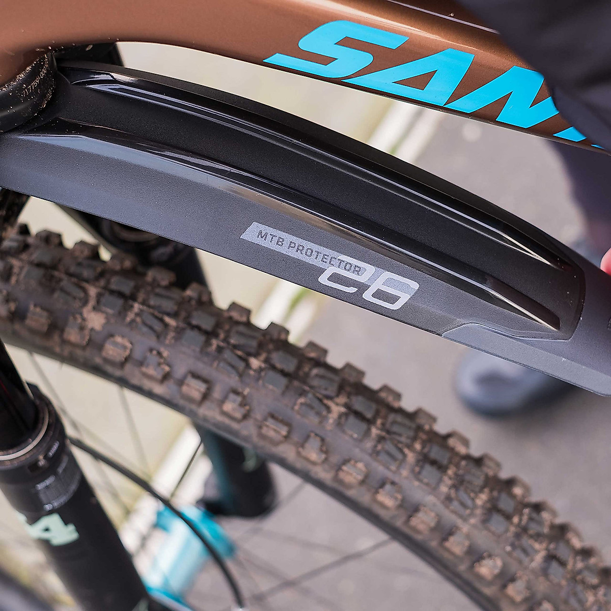 BBB Cycling Bicycle Front Fender Tool Free MTB Front Fork Composite Mud Guard MTBProtector BFD-13F