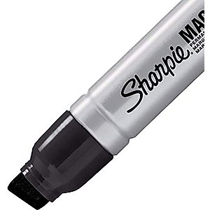 Sharpie 44001 Oversized Chisel Tip Extra Wide Magnum Permanent Marker (2 Pack), Black, Sturdy Extra-wide Felt Chisel Tip, Quick-drying Ink is Fade-and Water-Resistant