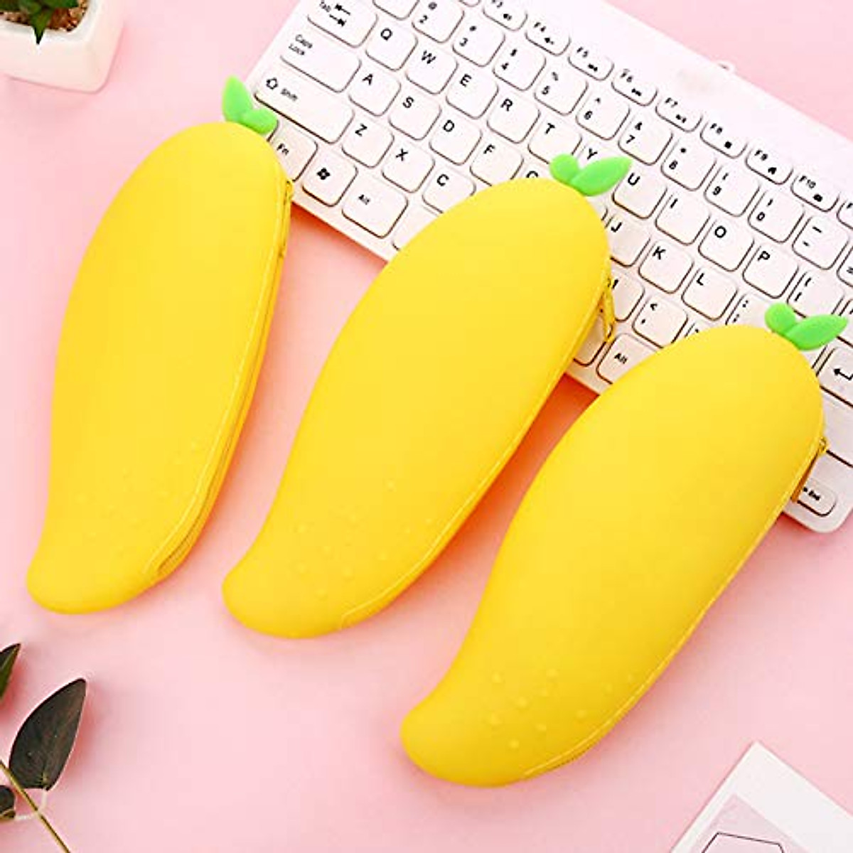 ManFull High Capacity Pen Case, Pencil Pouch, Pen Bag, Carrot Banana Fruit Silicone Pencil Case Storage Pen Bag Coin Purse Key Wallet for School Corn**