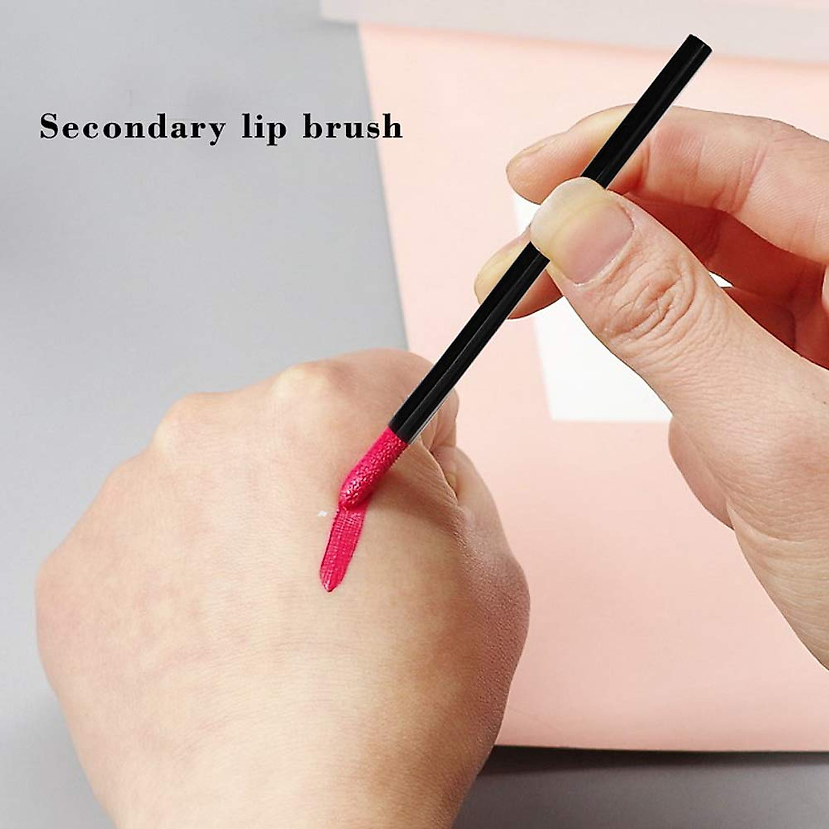 Pimoys Lip Brushes, 200Pcs/Set Disposable Lip Brushes Make Up Brush Lipstick Lip Gloss Wands Applicator Tool Makeup Beauty Tool Kits