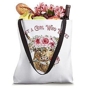 Highland Cow Print Highlander Cow Boho Flowers Tote Bag