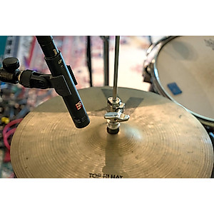 SE ELECTRONICS - sE7 Small Diaphragm Cardioid Condenser Microphone with Clip, Factory Matched Pair