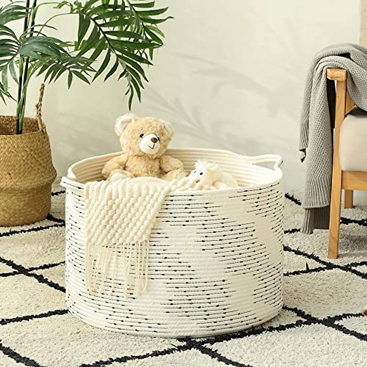KAKAMAY Large Cotton Rope Blanket Basket (20"x13"),Woven Baby Laundry Hamper，Blanket Basket for Nursery, Laundry, Living Room, Pillows, Toys with Handles （White）