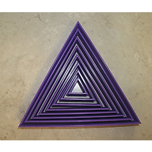 TRIANGLE SHAPE FRAME SET OF 8 SIZE COOKIE CUTTERS USA PR756