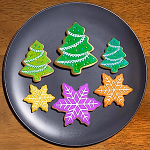 Christmas Cookie Cutter Set - Gingerbread Man, Snowflake, Christmas Tree, Heart, Star, Angel - 18 Piece Christmas Cookie Cutters, Cookie Cutters Christmas Shapes for Holiday Winter Baking