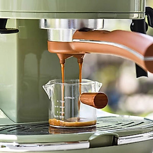 2 Pack Double Spout Espresso Coffee Shot Glass with Wood Handle Measuring Triple Pitcher Milk Cup 75 ml Coffee Replacement Carafe for Barista Coffee Carafe Milk Espresso Making