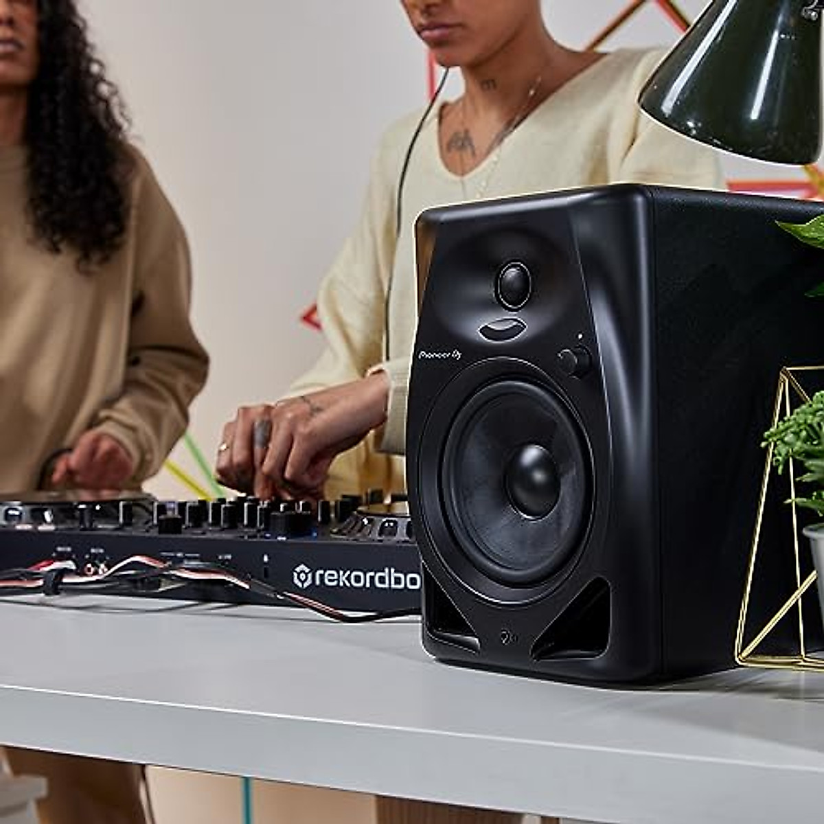 Pioneer DJ DM-50D 5-inch Active Monitor Speaker - Black