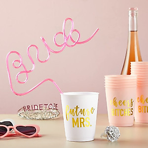 BLUE PANDA 16-Pack Bachelorette Party Cups, Reusable Bride and Bridesmaid Cups for Bridal Shower Party, Bachelorette Favors and Bridesmaid Gifts, Future Mrs + Cheers (16 oz)