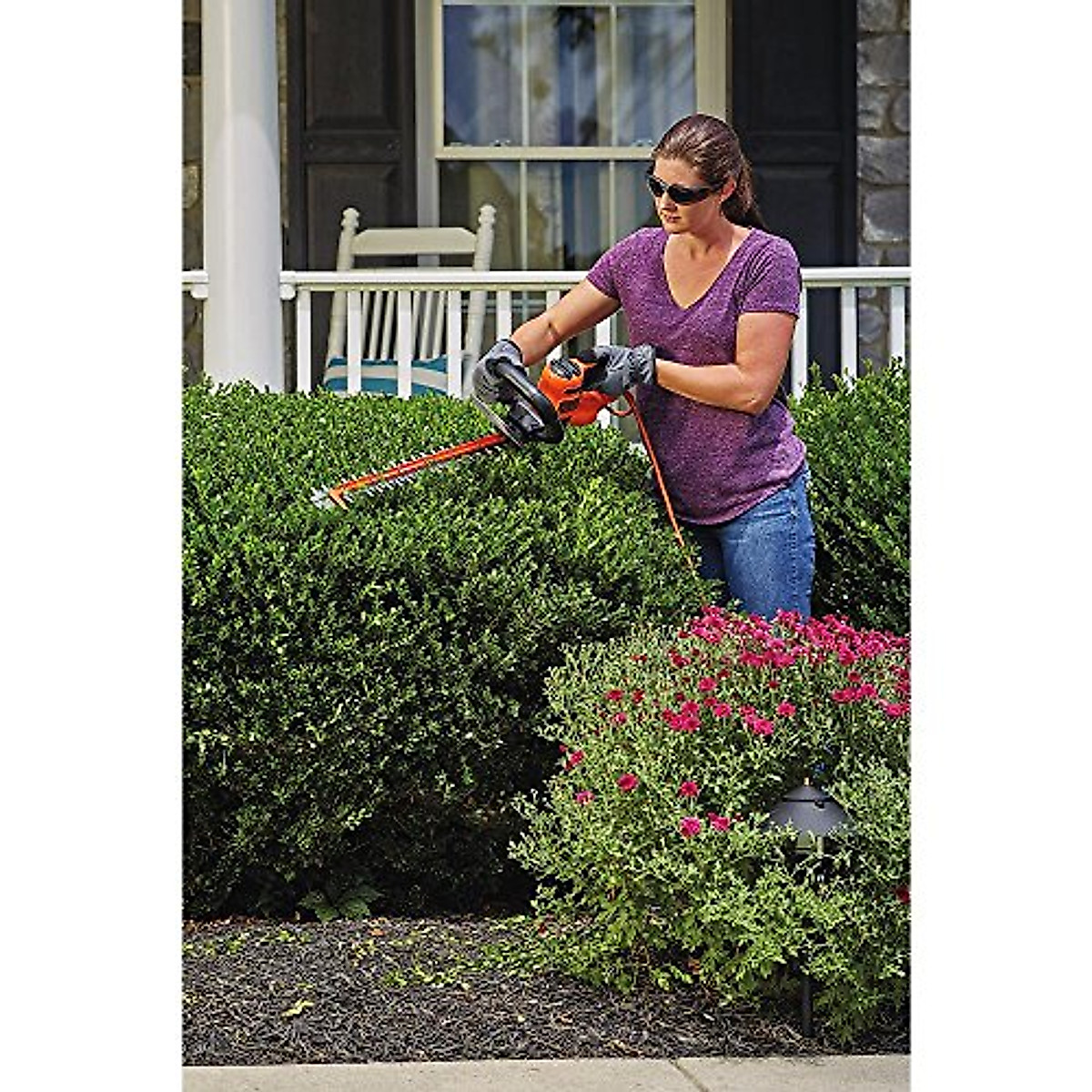 BLACK+DECKER Hedge Trimmer with Sawblade, Electric, 22-Inch (BEHTS400)