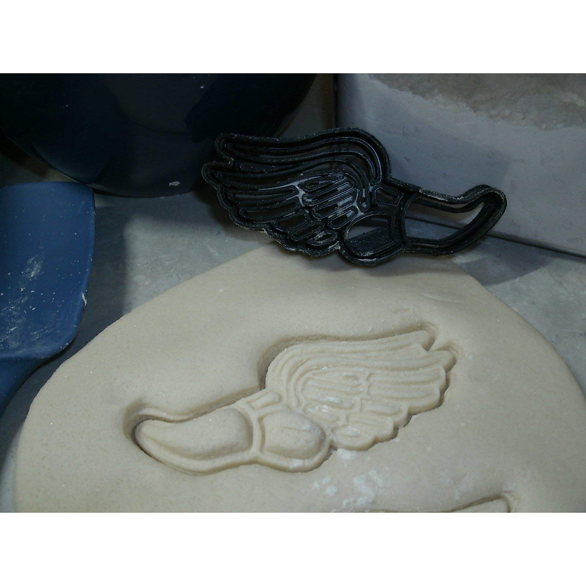 CROSS COUNTRY XC RUNNING TRACK SHOE SPORT ATHLETICS DISTANCE RUN COOKIE CUTTER USA PR2492