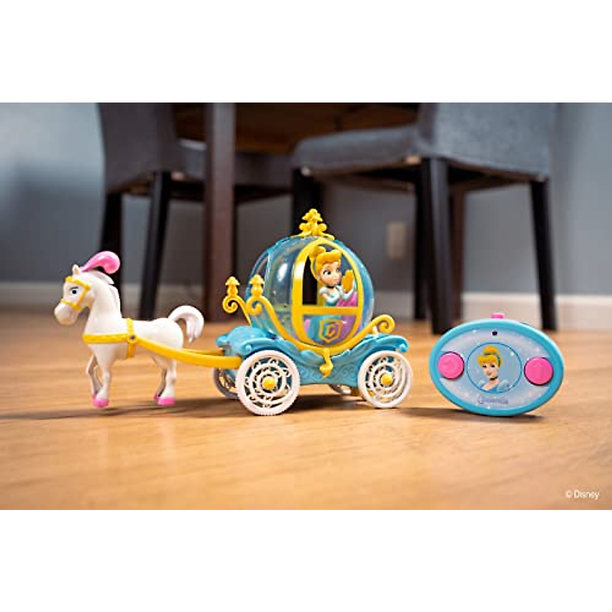 Jada Toys Disney Princess Cinderella Horse-Drawn Carriage RC Radio Control Vehicle, Toys for Kids
