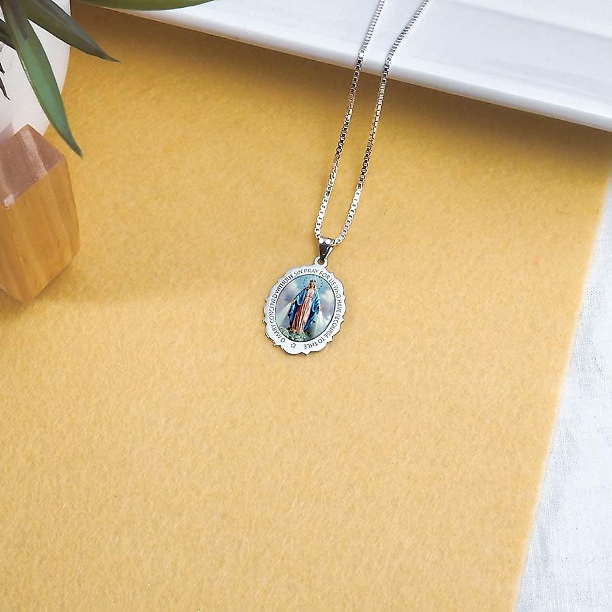 PicturesOnGold.com Sterling Silver Scalloped Virgin Mary Catholic Oval Miraculous Medal Necklace Pendant for Women (Sterling Silver - 1/2 Inch X 2/3 Inch)