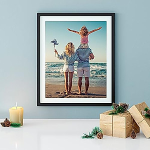 Oreichar Art 5x7 Tabletop Picture Frames, Display Pictures 4x6 with Mat or 5x7 without Mat, Wall Mounting Photo Frame, Set of 2