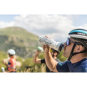 CamelBak Podium Chill Insulated Bike Water Bottle - Easy Squeeze Bottle - Fits Most Bike Cages - 21oz, White/Black