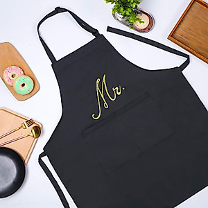 2 Piece Mr. and Mrs. Couple Apron Set Kitchen Aprons Matching Engagement Wedding Anniversary Bridal Shower Gift for Bride