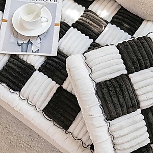 Funnyfuzzy Cream-Coloured Large Plaid Square Pet Mat Bed Couch Cover,Dog Blankets for Large Dogs, Funny Fuzzy Couch Cover,Waterproof Blanket Dog Bed Cover Pet Blanket