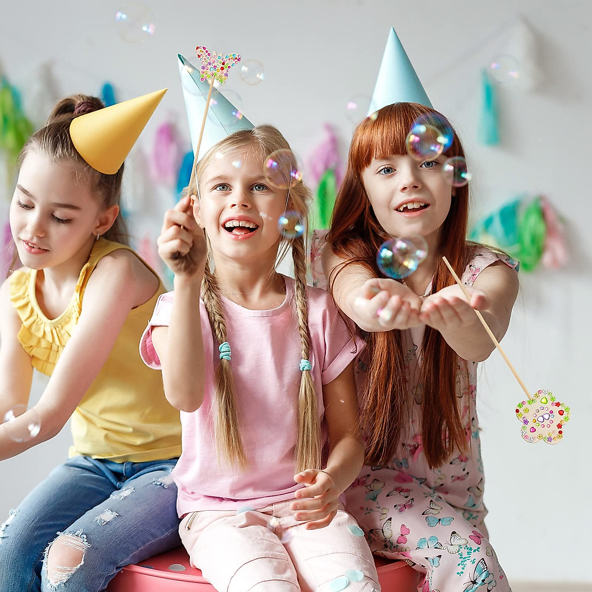 30 Pieces Princess Fairy Wands Kit Include 21 Wooden Fairy Wands Make Your Own Princess Wand, 6 Watercolor Brushes and 3 Gem Stickers Unfinished Wooden DIY Fairy Wand Art Craft Kit for Party Supplies