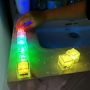 ZHIHUI 8PCS Kids Baby Time Shower Bathtub LED Light Up Toys Colorful Changing Waterproof Underwater Lights Bath Toy