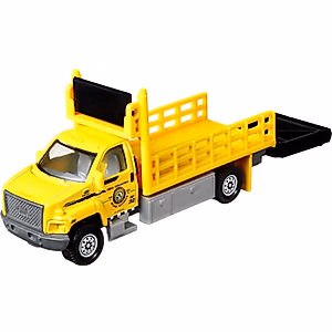 Matchbox Working Rigs 4-Pack, Set of 4 Toy Construction Trucks & Equipment with Moving Parts (Styles May Vary)