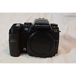 Konica Minolta Maxxum 5D 6.1MP Digital SLR Camera with Anti Shake (Body Only)