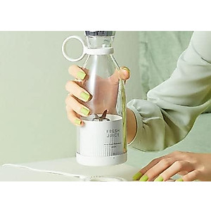 Wireless Charging 4 Blades Electric Juicer Mini Portable Blender Fruit Mixers Fruit Extractors Machine Blender Smoothies Mixer Personal Size Blender for Juice, Shakes, and Smoothies (White/Pink))