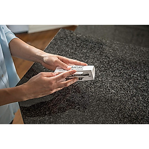 Tomcat Glue Boards with Eugenol for Enhanced Stickiness, 104 Glue Boards