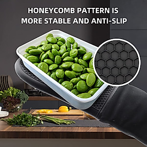 Oven Mitts and Pot Holders Sets Heat Resistant up to 500°F, Kitchen Mittens with Quilted Cotton Lining, Heavy Duty Silicon Oven Mittens Anti-Slip, Set of 3, 13 inches, Black Oven Mits