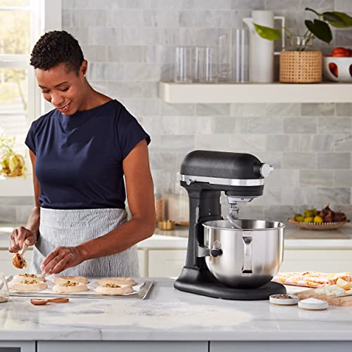 KitchenAid NEW 7 Quart Bowl Lift Stand Mixer with Double Flex Edge Beater KSM70SK, Cast Iron