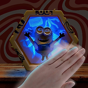 PODS Minions Collection The Rise of Gru - Bob | Character Light-Up Bobble-Head Figure | Official Minion Collectable Toys & Gifts | Number 122 in Series