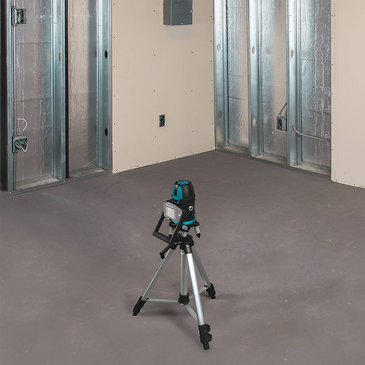 Makita SK209GDZ 12V max CXT Lithium-Ion Cordless Self-Leveling Multi-Line/Plumb Point Green Beam Laser, Tool Only