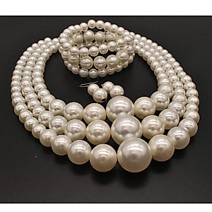 We Imitation Pearl Necklace for Women Large Chunky Pearl Necklaces Multilayer Pearl Necklace and Earring 1920s Costume Jewelry set (white pearl necklace set)