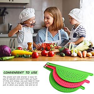 3 Pieces Pot Drainer with Handle Hand Held Pan Pot Strainer Plastic Pot Side Strainer Pasta Pot Drainers for Noddles Fruit Veggies and More, Fits up to 9 Inches