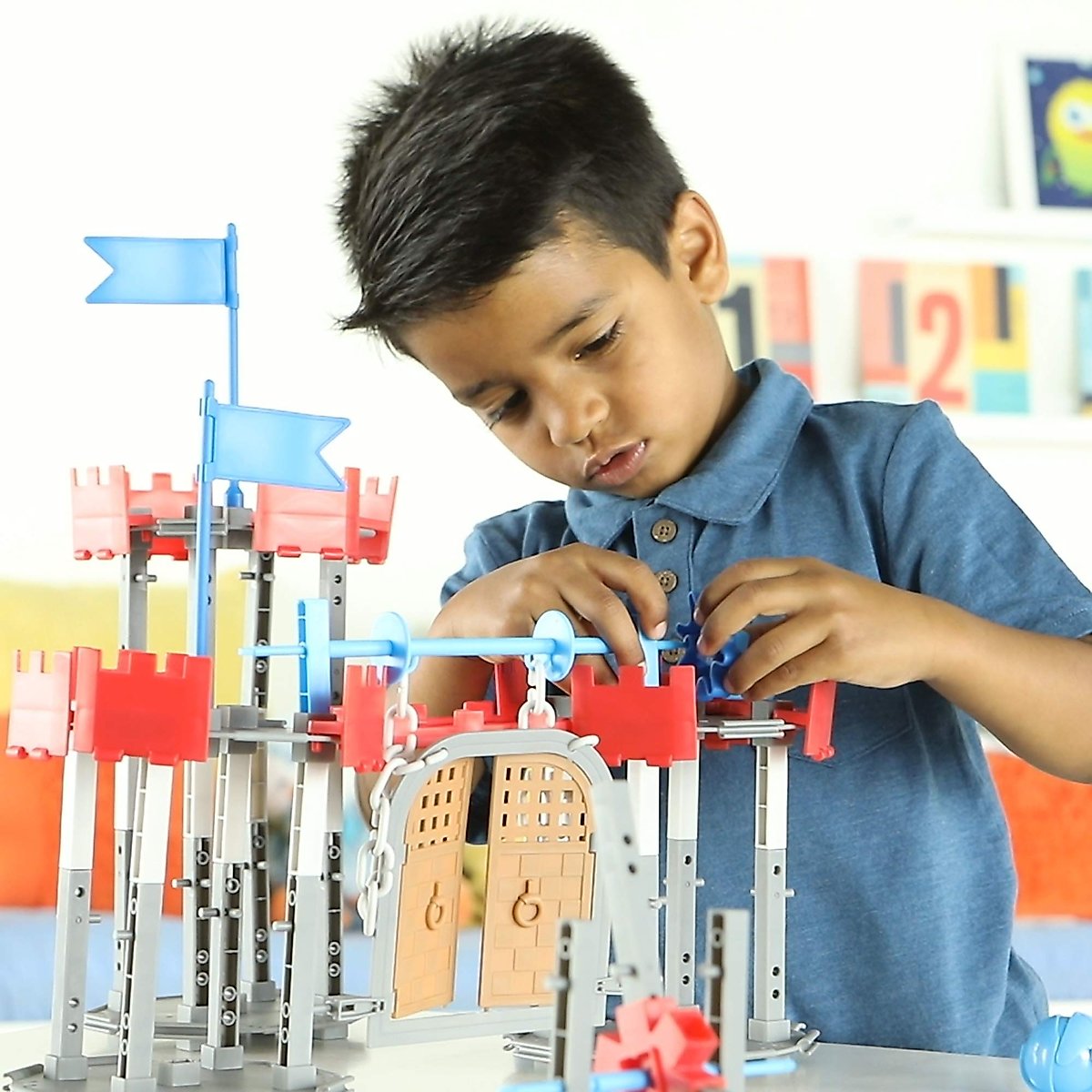 Learning Resources Engineering & Design Castle Set, STEM, Critical Thinking, Problem Solving, and Early Engineering Skills Toy, 123 Pieces, Ages 5+