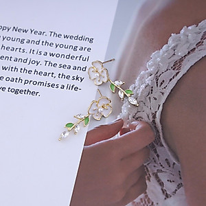 Sttiafay Vintage Pearl Flower Earrings Crystal Leaf Drop Earrings Gold Pearl Stud Earrings White Enamel Flower Earrings Jewelry for Women and Girls